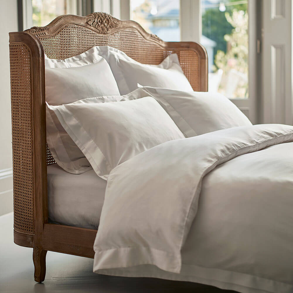 Ben Linen Guide | Bed Linen Fabric Guide | Pillow Case Sizes